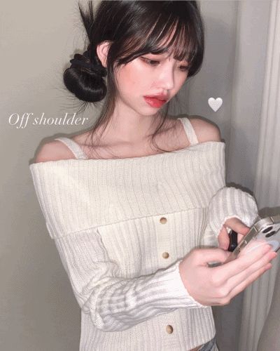 [オフショルダー] リブ ボタン ライン プレーリーt -4col | いつでも送料0円ーNO.1レディスファッション韓国通販 amood(アムード）