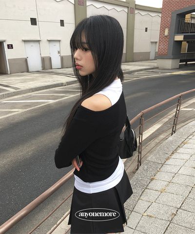 [SET／春新作🖤] エルドカラーレイヤードオフショルダーTシャツノースリーブセット (4color) | いつでも送料0円ーNO.1レディスファッション韓国通販 amood(アムード）